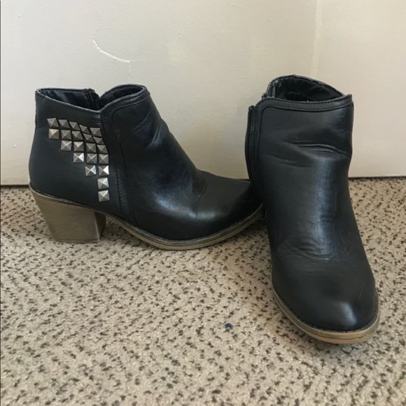 Mossimo Supply Co. | Shoes | Booties | Poshmark